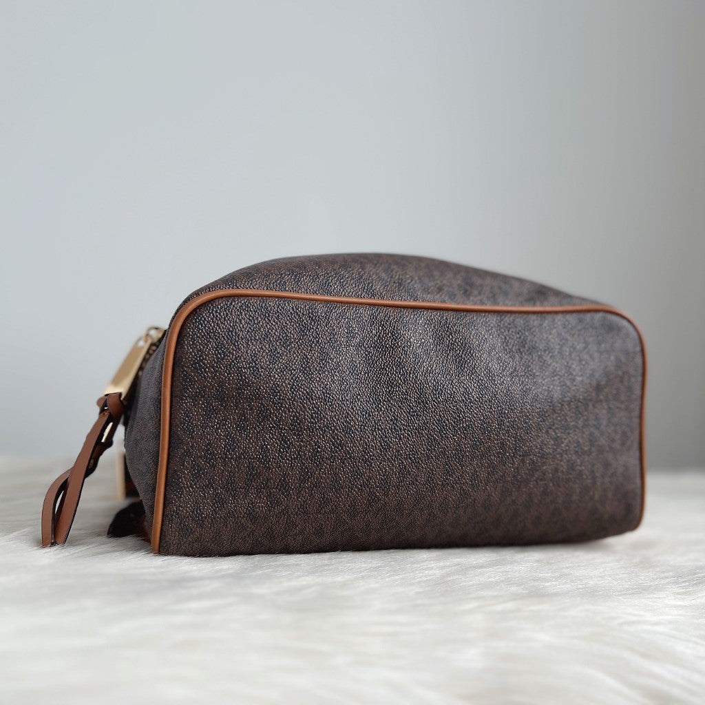 Michael Kors Signature Monogram Backpack Excellent – Luxury Trade