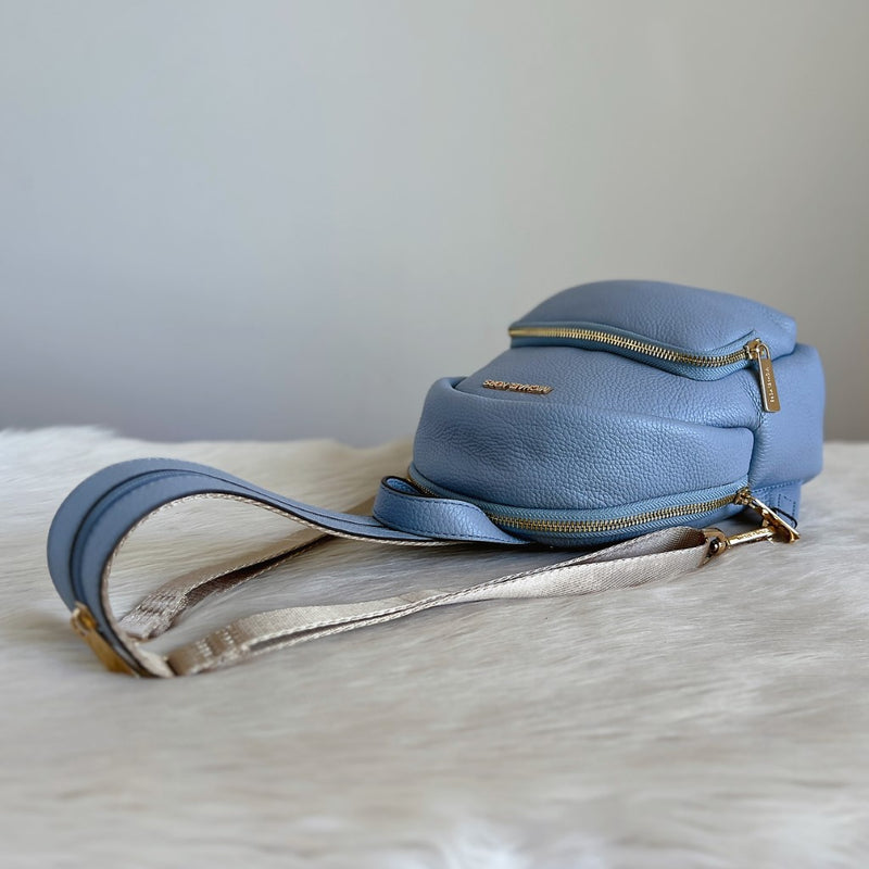Michael Kors Light Blue Leather Front Pocket Small Backpack Excellent ...