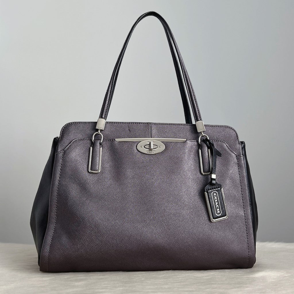 Coach Two Tone Patchwork Front Turn Lock Triple Compartment Shoulder B