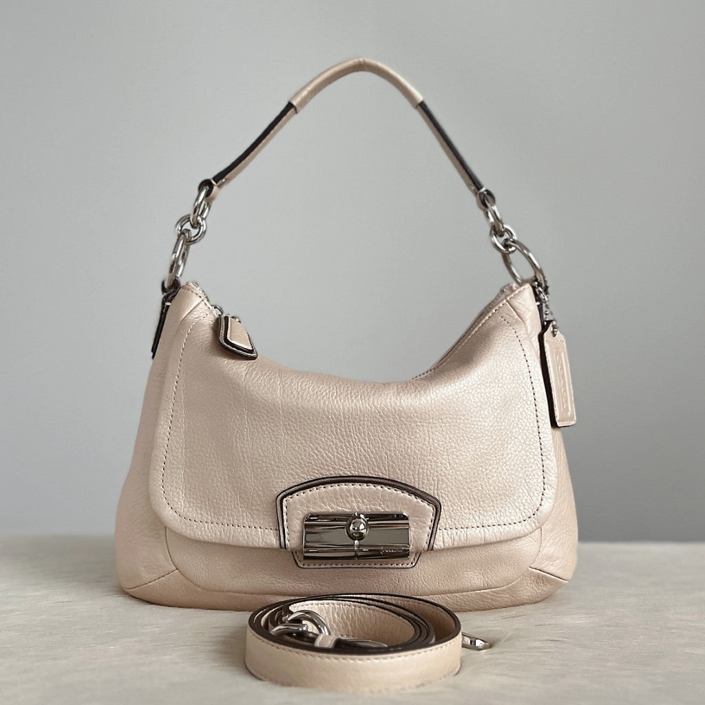 Coach Pearl Leather Front Buckle Slouchy 2 Way Shoulder Bag Excellent